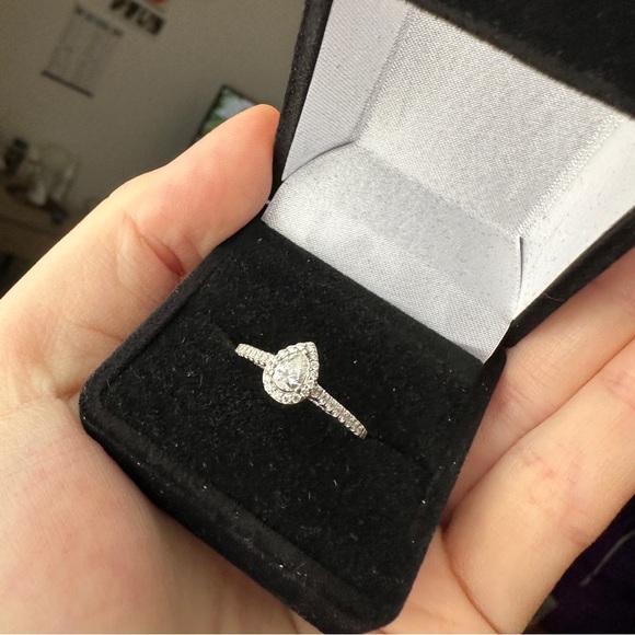 Zales | Jewelry | Enchanted Disney 4k Wgold Pear Diamond Halo Princess ...